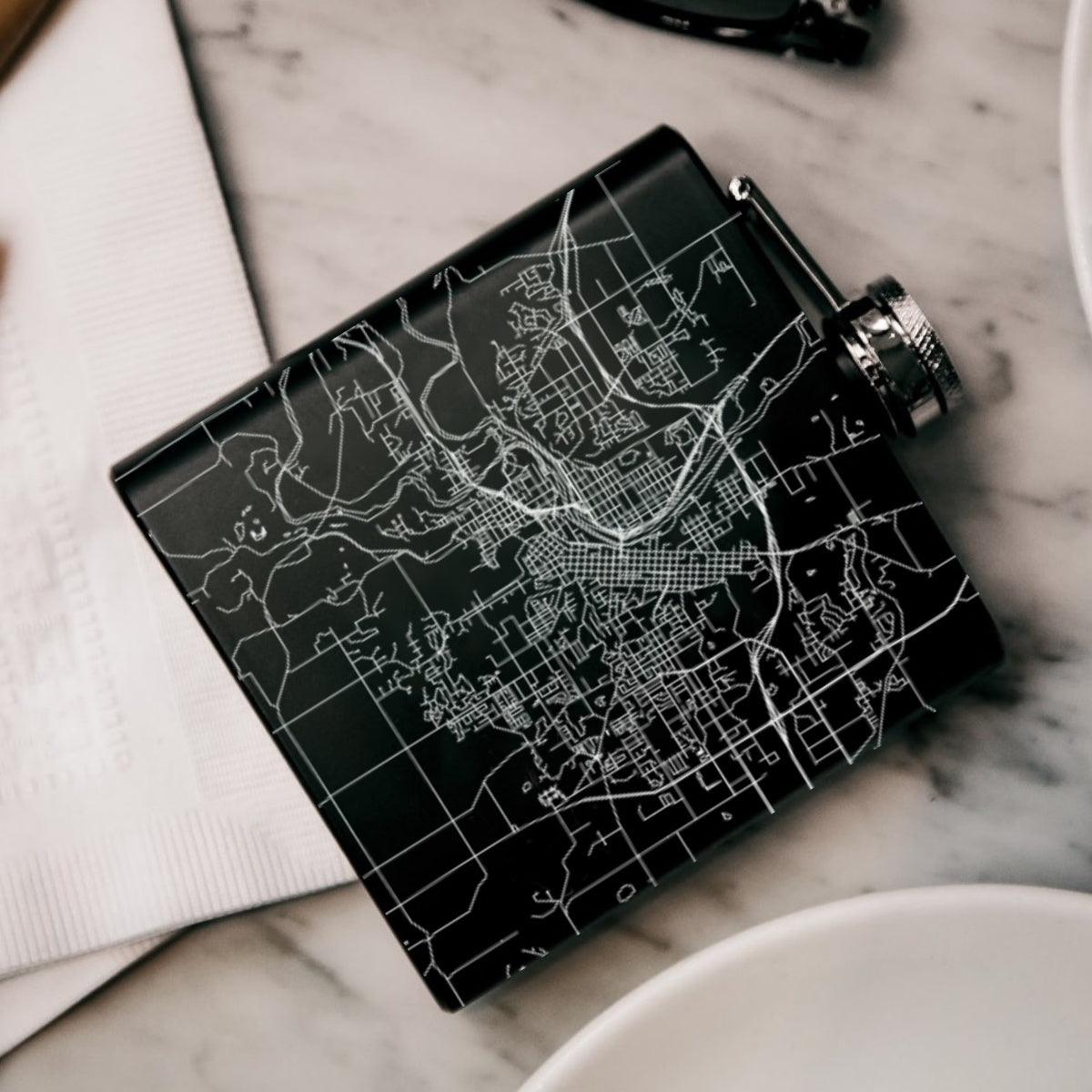 Mankato - Minnesota Engraved Map Hip Flask in Matte Black — JACE Maps