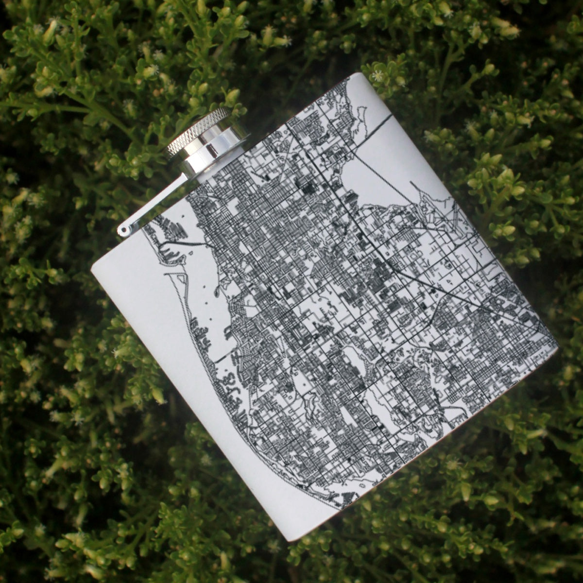 Largo - Florida Engraved Map Hip Flask in Matte White — JACE Maps