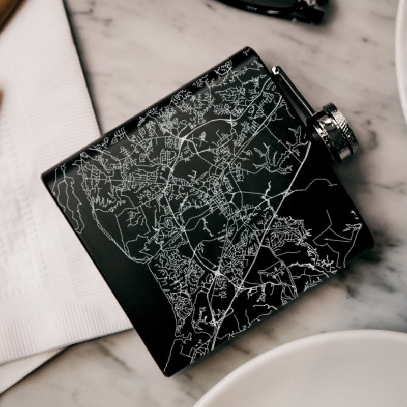 Williamsburg - Virginia Engraved Map Hip Flask in Matte Black — JACE Maps